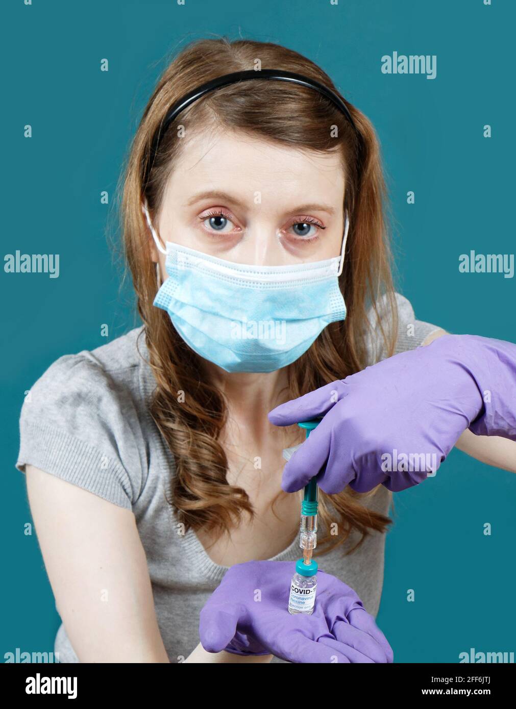 Young woman doctor latex glove hi-res stock photography and images - Alamy