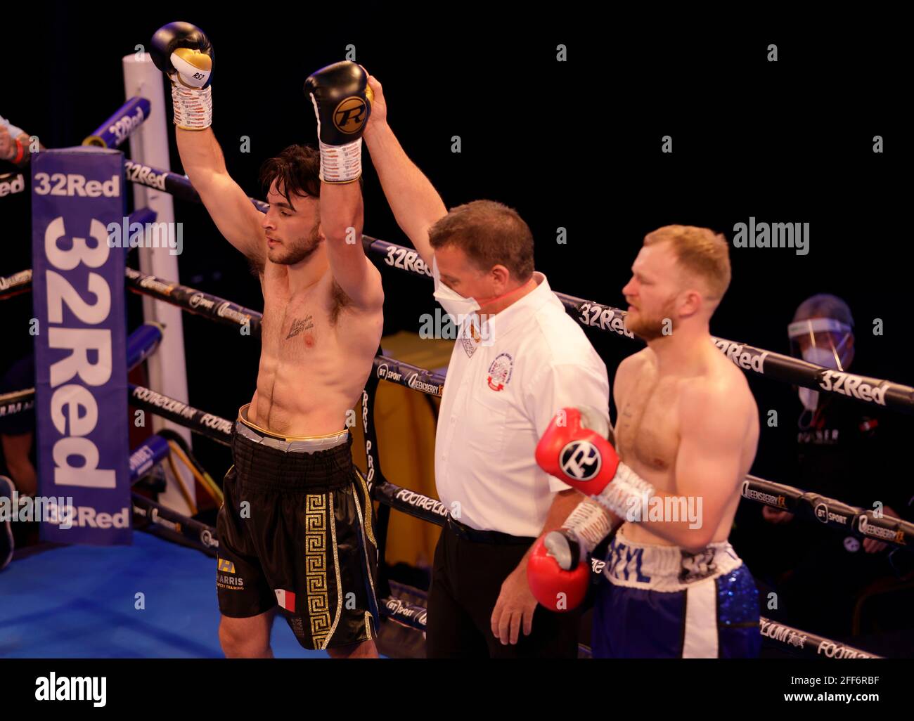 Daryl hall as daryl hall hi-res stock photography and images - Alamy