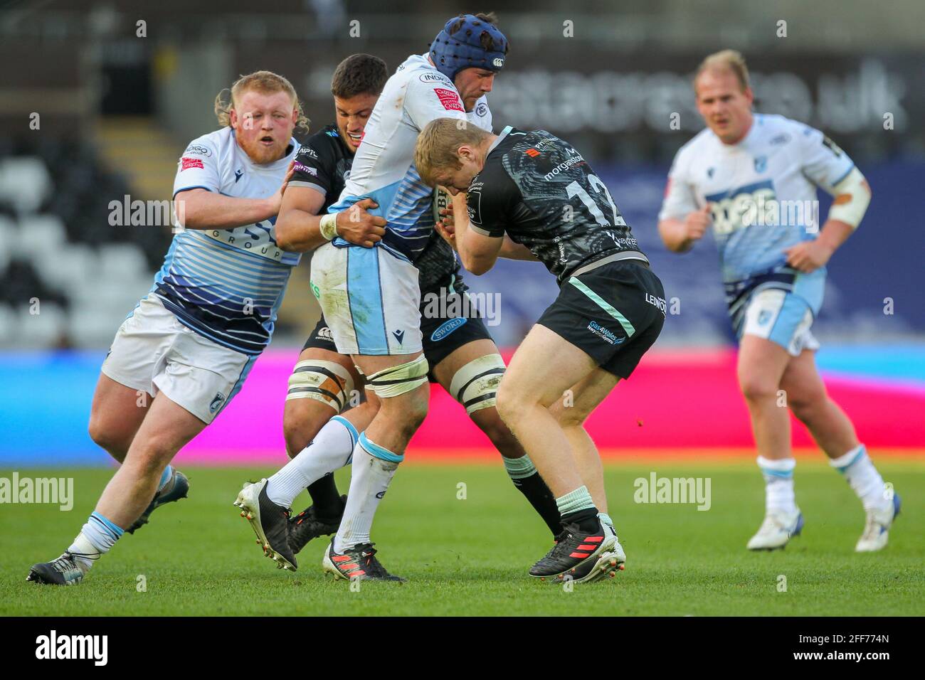 Ethan roots hi-res stock photography and images - Alamy