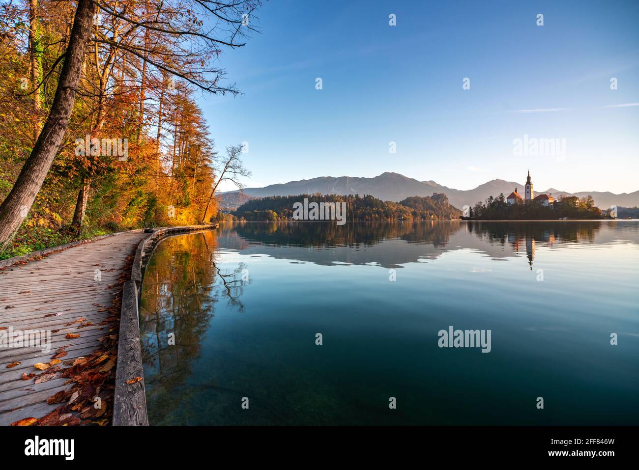 The famous Alpine Lake Bled (Blejsko jezero) in Slovenia, an amazing ...
