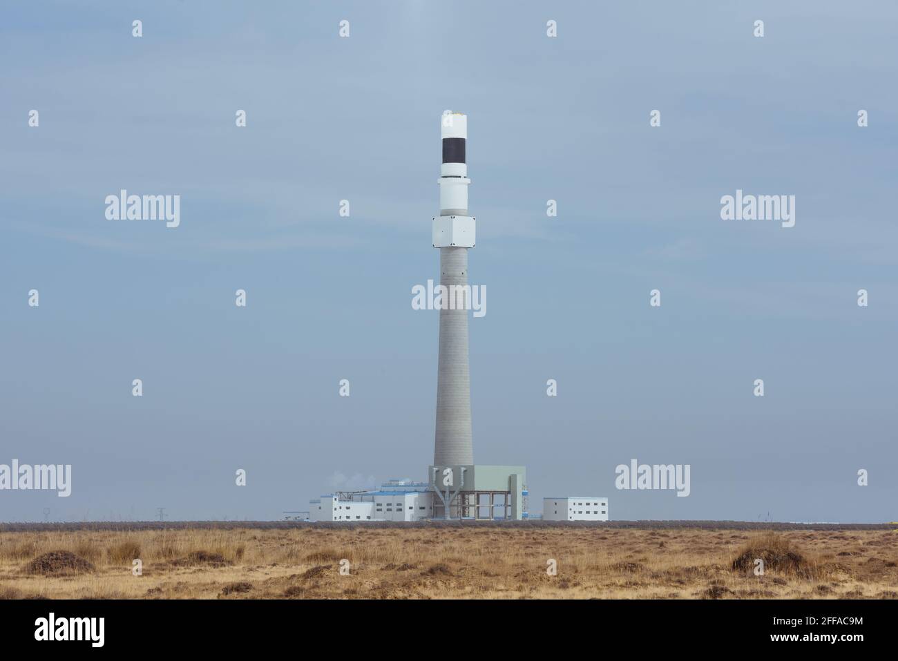 Molten Salt Tower Solar Thermal Power Plant in Qinghai Province, China ...
