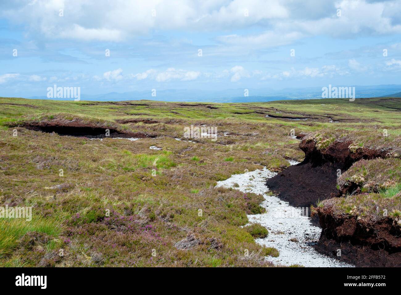 Tievebaun Mountain; Truskmore Plateau, Co Leitrim, Ireland, Dartry ...