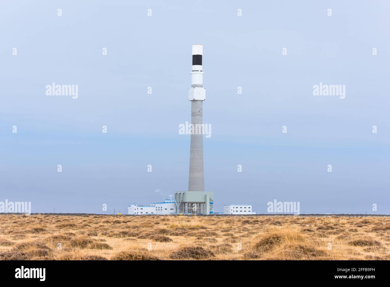 Molten Salt Tower Solar Thermal Power Plant in Qinghai Province, China ...