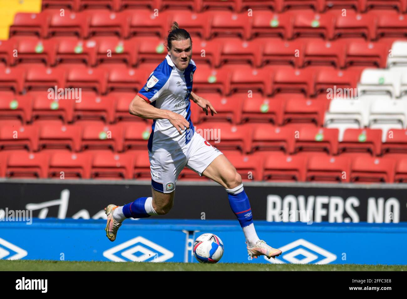 Sam Gallagher #9 of Blackburn Rovers runs down the wing with the ball ...