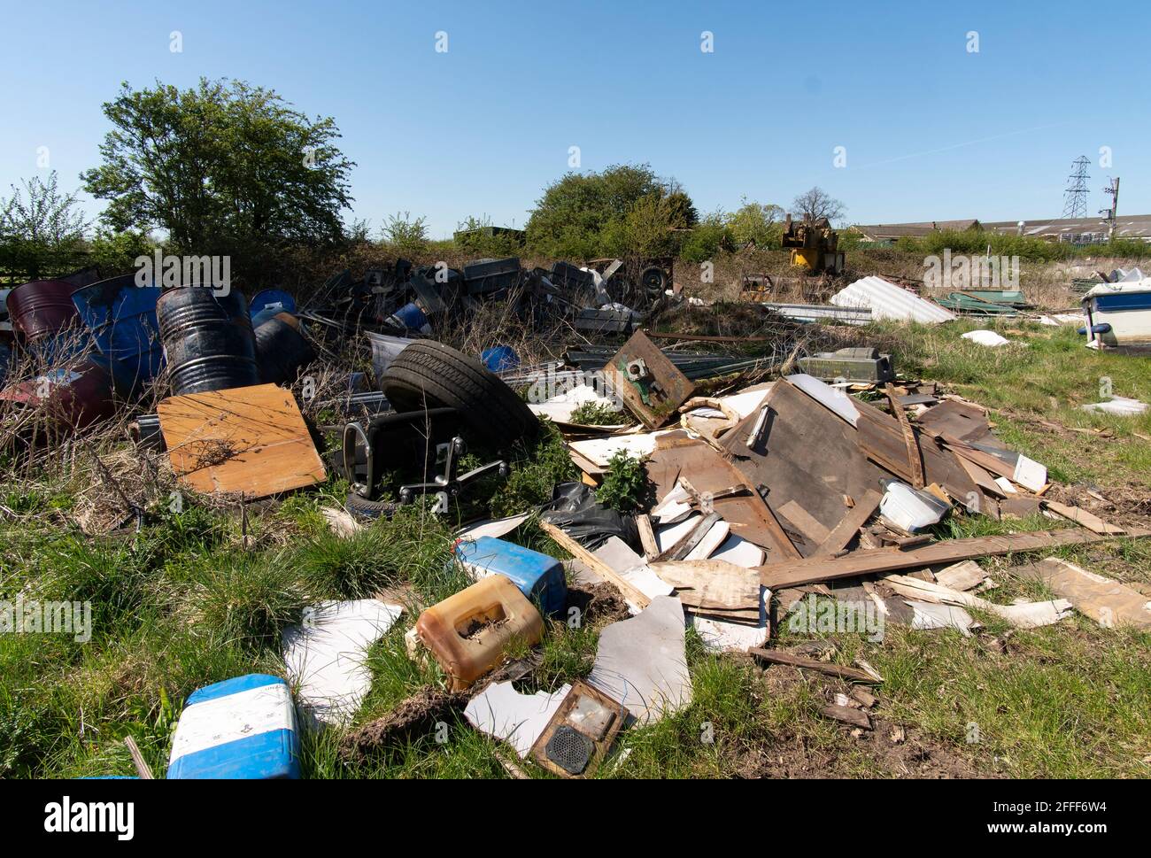 Boat junk yard hi-res stock photography and images - Alamy