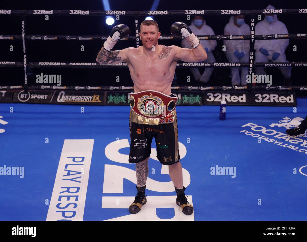 Light heavyweight boxing johnson hi-res stock photography and images ...