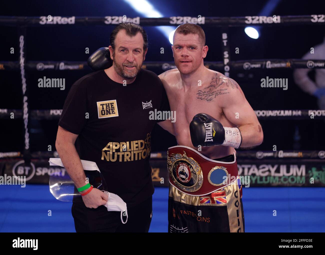 Light heavyweight boxing johnson hi-res stock photography and images ...