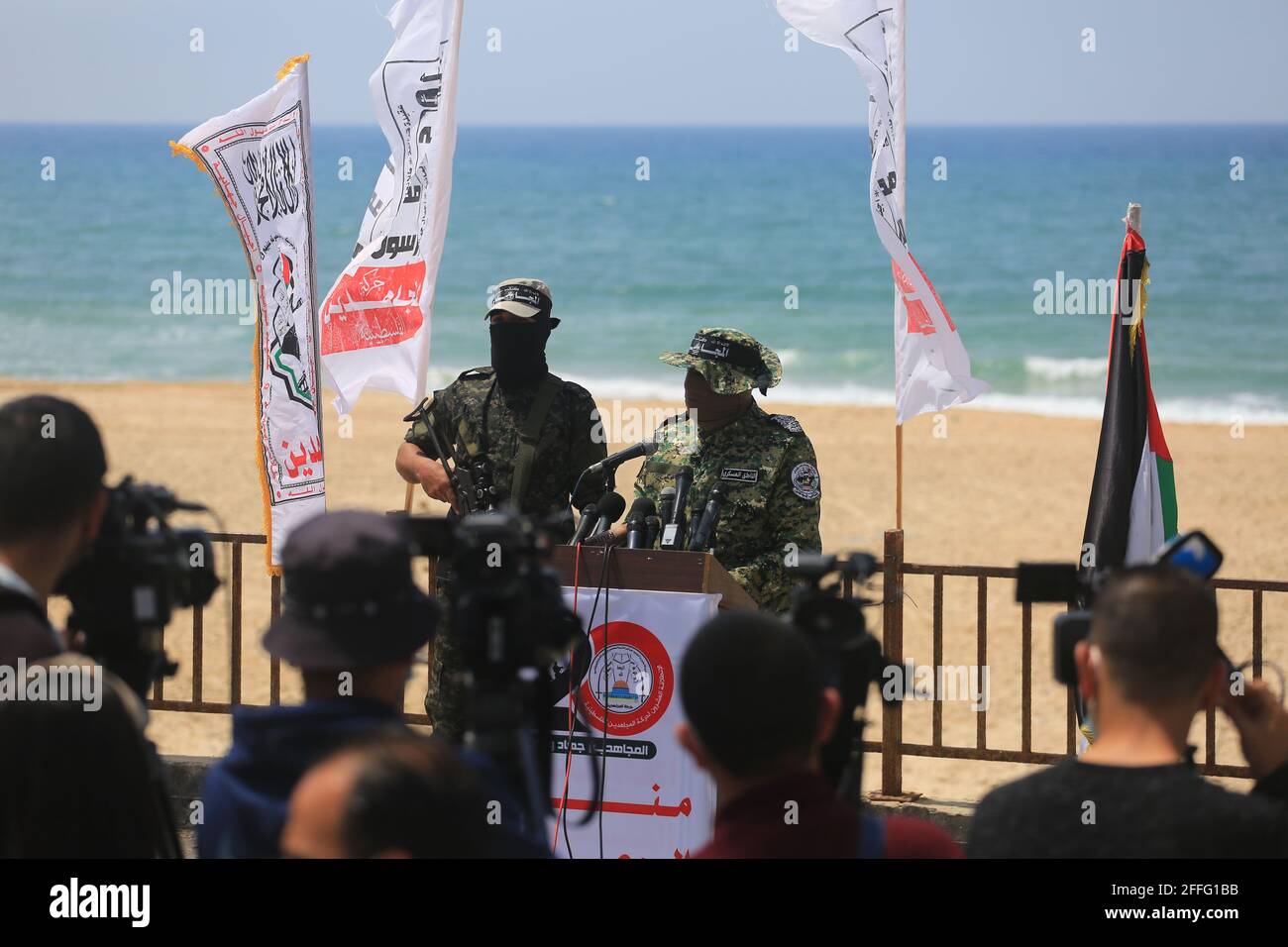 Gaza City, The Gaza Strip, Palestine. 24th Apr, 2021. Members of the ...