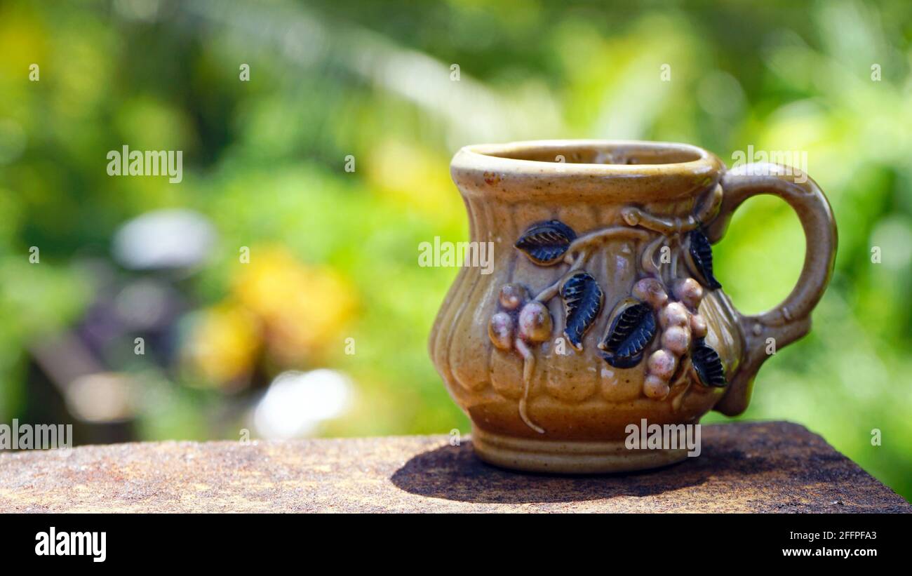 Ceramic crafts hi-res stock photography and images - Alamy