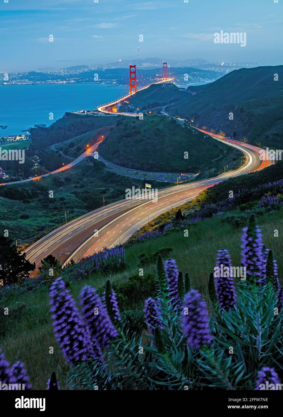 Golden bridge way hi-res stock photography and images - Alamy