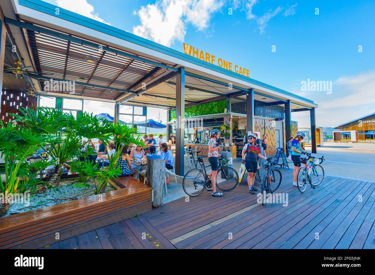 Cyclists coffee shop hi-res stock photography and images - Alamy