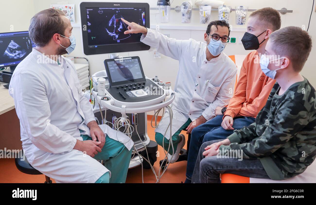 Heart surgery scar hi-res stock photography and images - Alamy