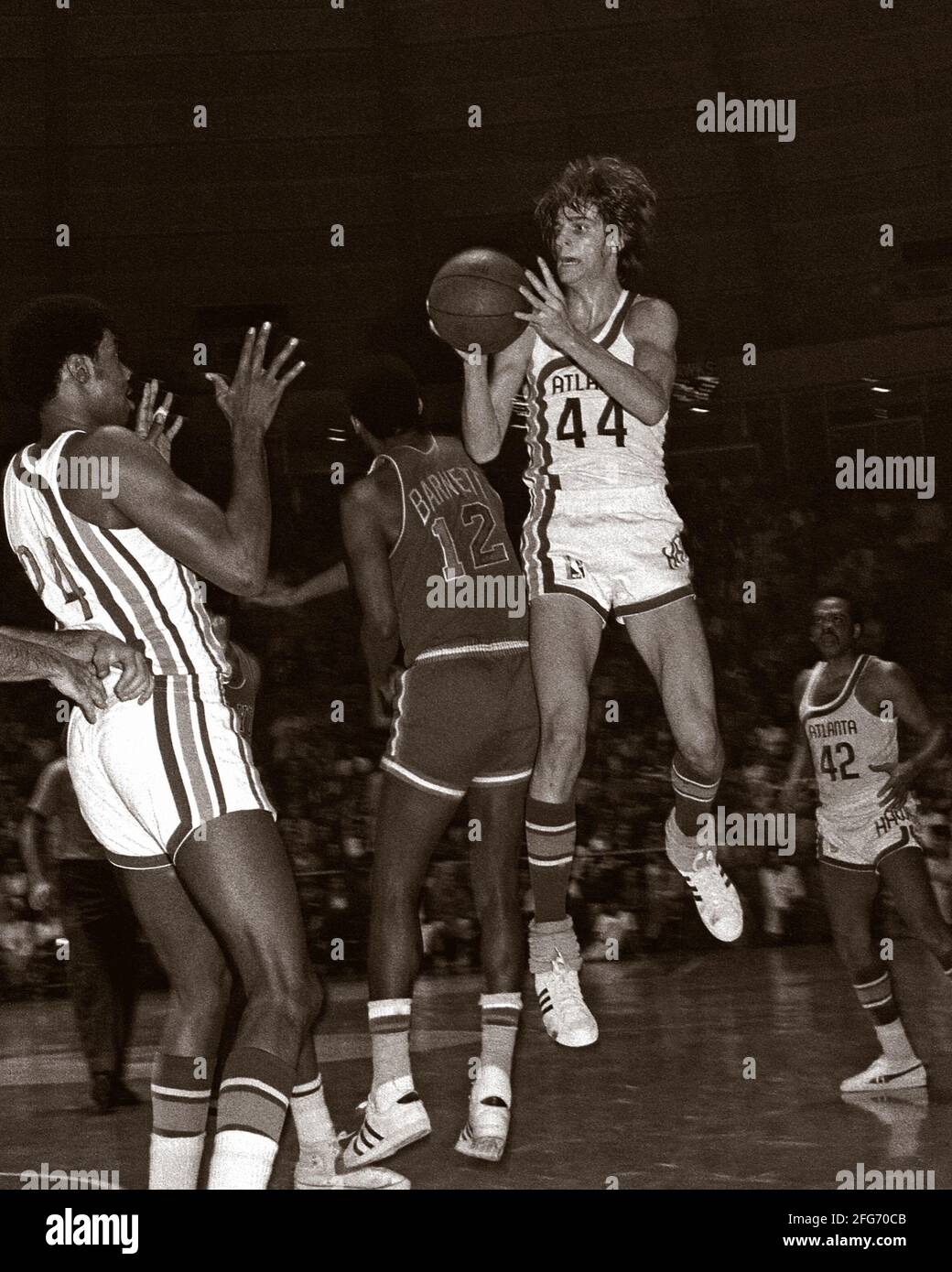 Peter Press "Pistol Pete" Maravich (June 22, 1947 ñ January 5, 1988 ...