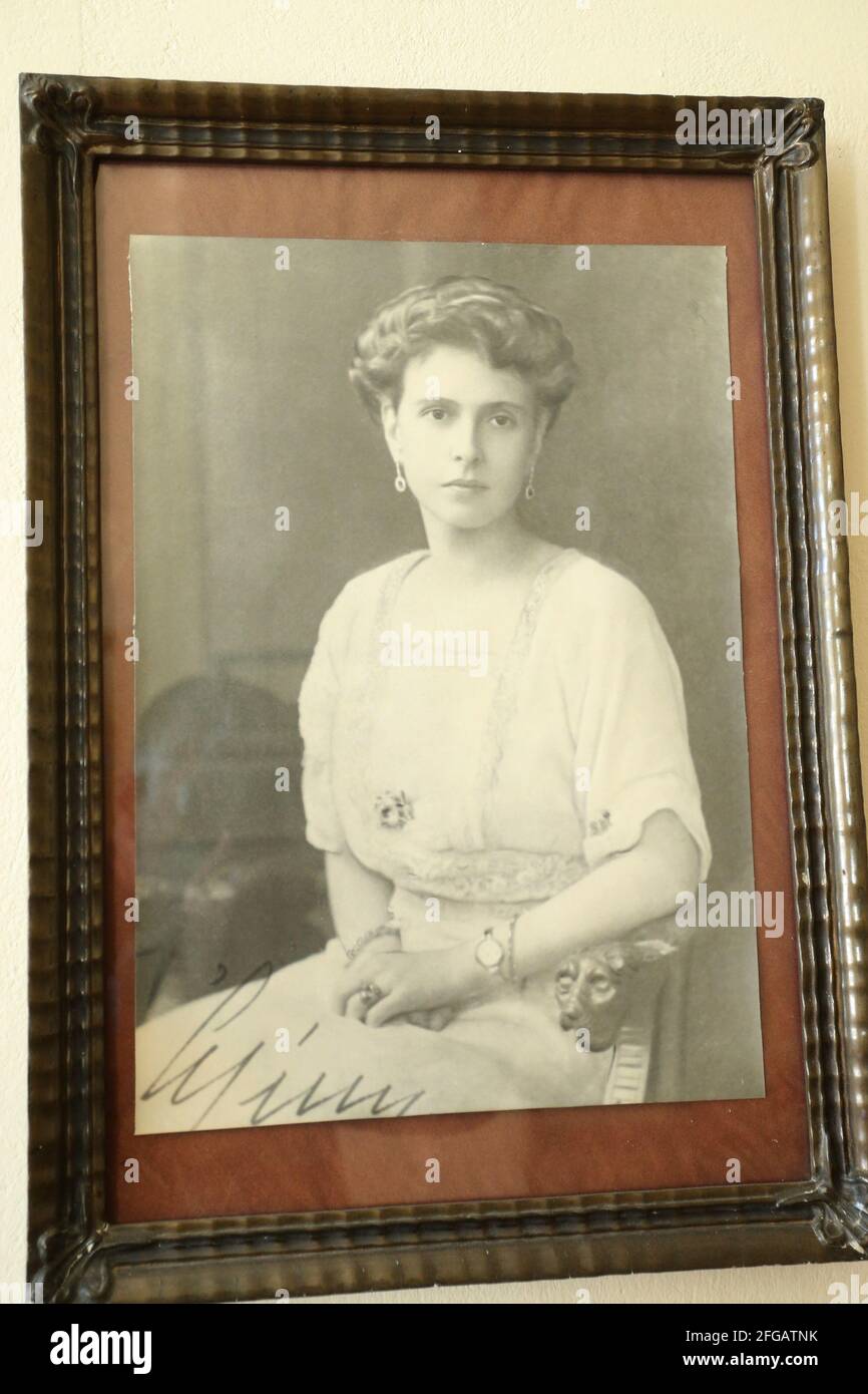 Princess alice of battenberg hi-res stock photography and images - Alamy