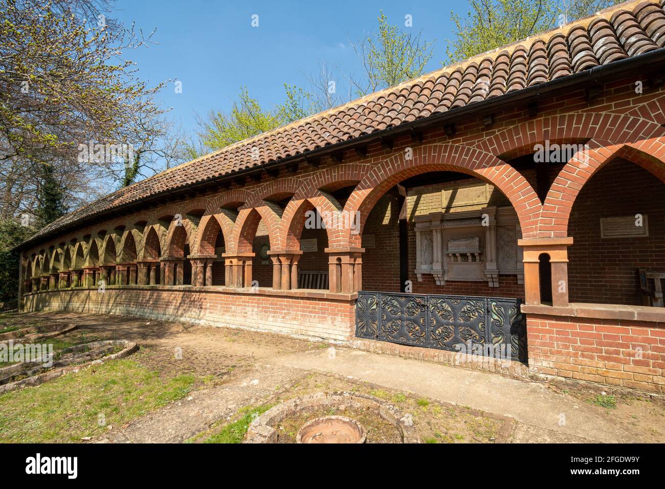 Watts chapel cemetery compton surrey hi-res stock photography and ...