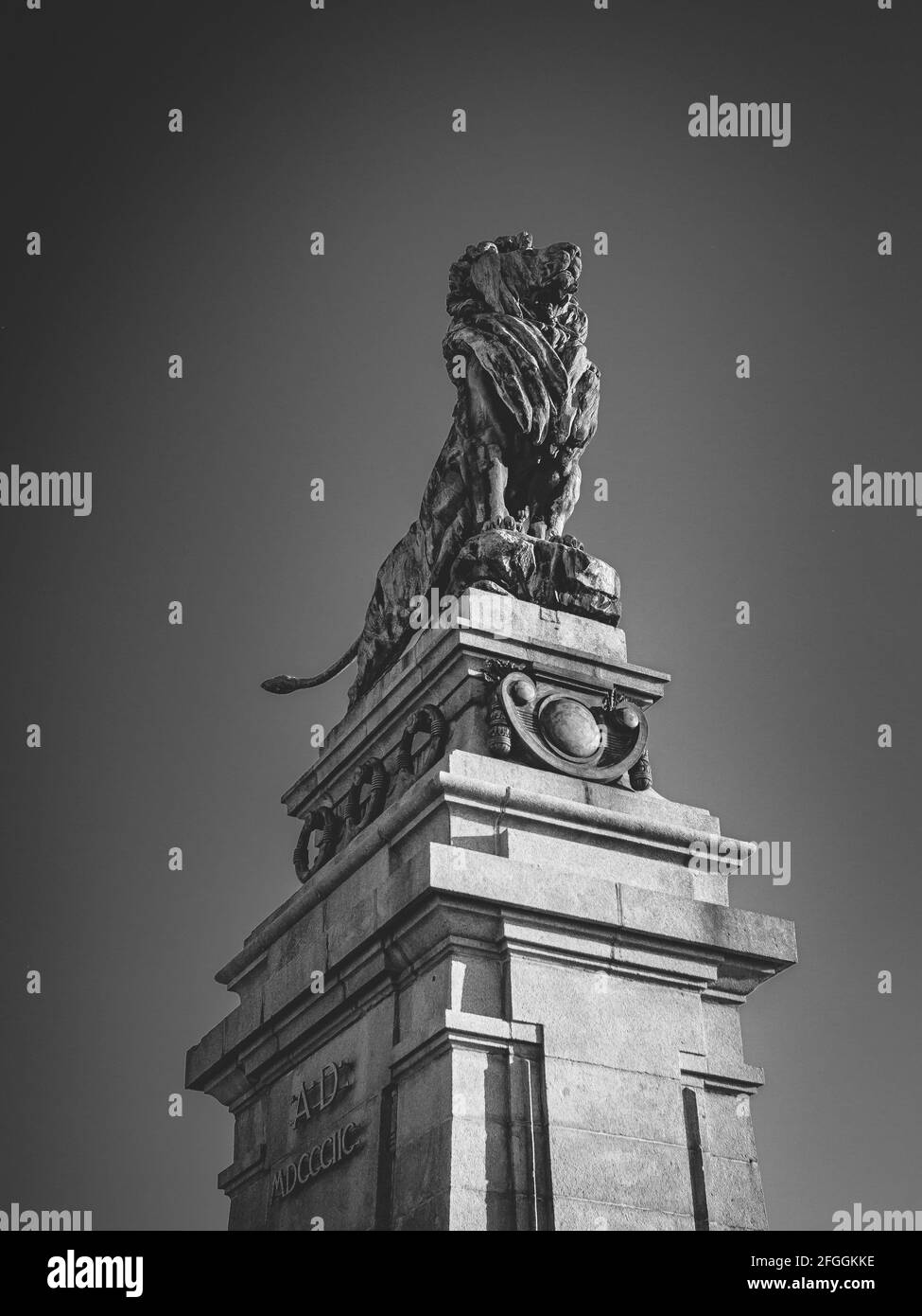 Statue on pedestal in Black and White Stock Photos & Images - Alamy
