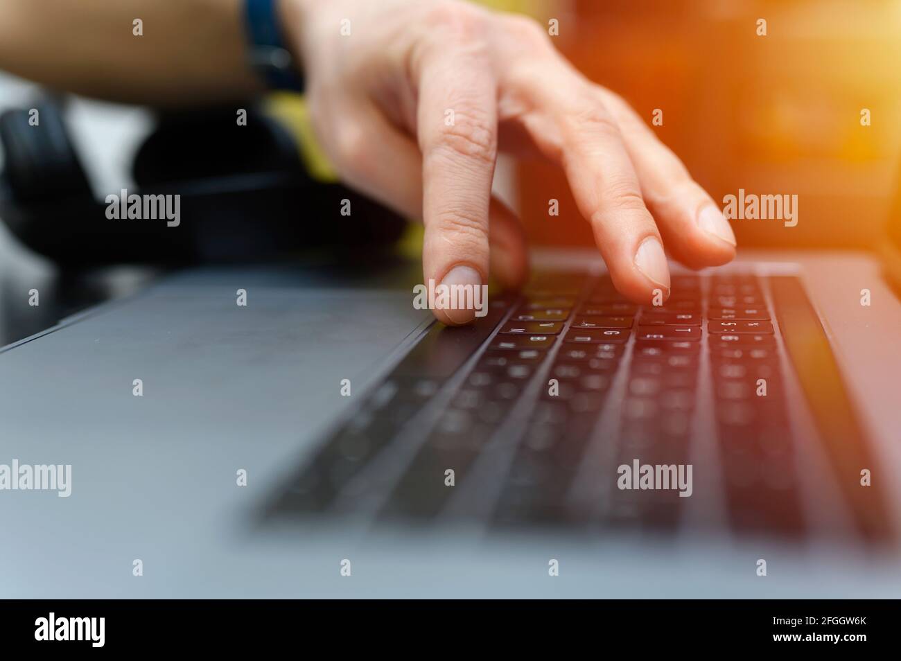 Programming work time programmer hi-res stock photography and images ...
