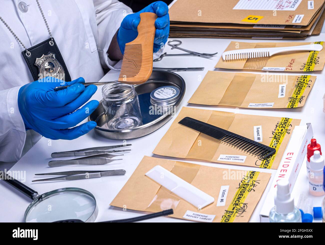 Dna identification criminal law hi-res stock photography and images - Alamy