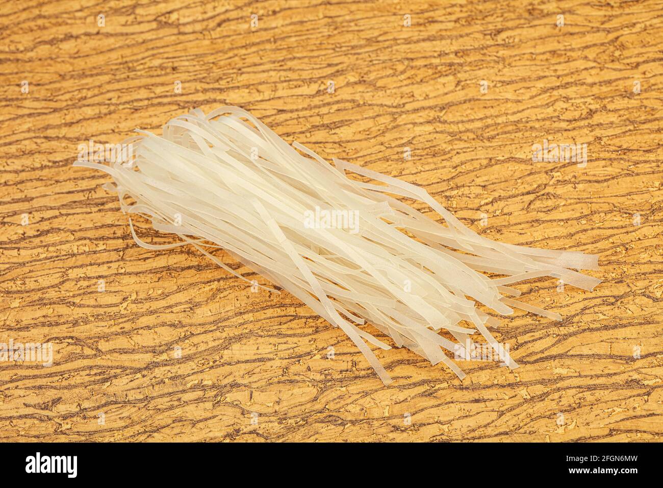 Dry rice noodle ready for cooking Stock Photo - Alamy