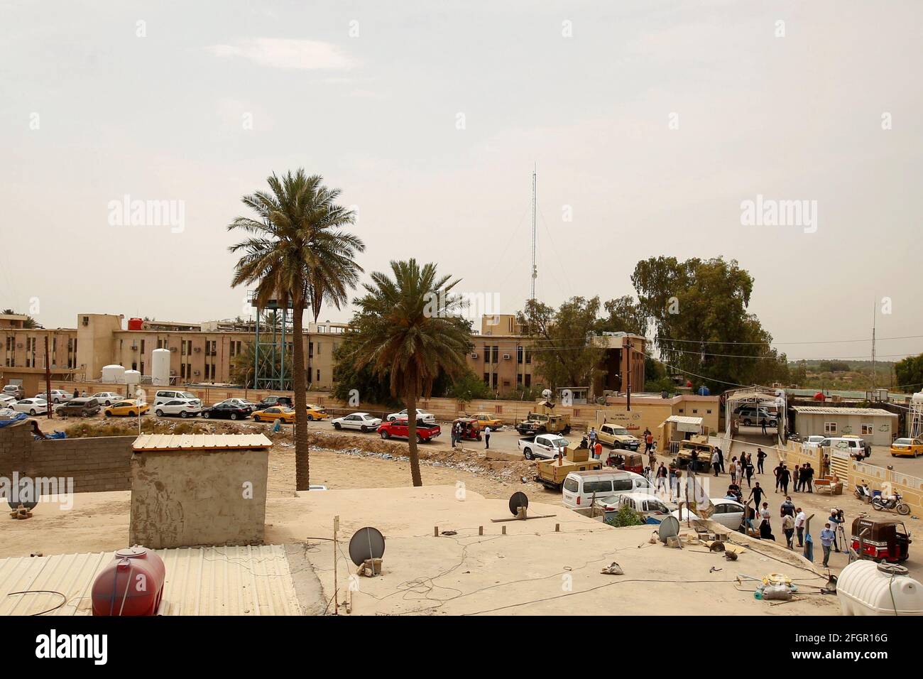 Oxygen tank explosion hi-res stock photography and images - Alamy