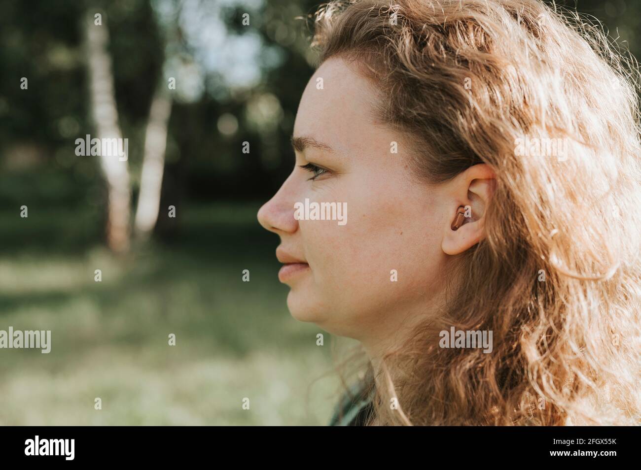 Intra ear hi-res stock photography and images - Alamy