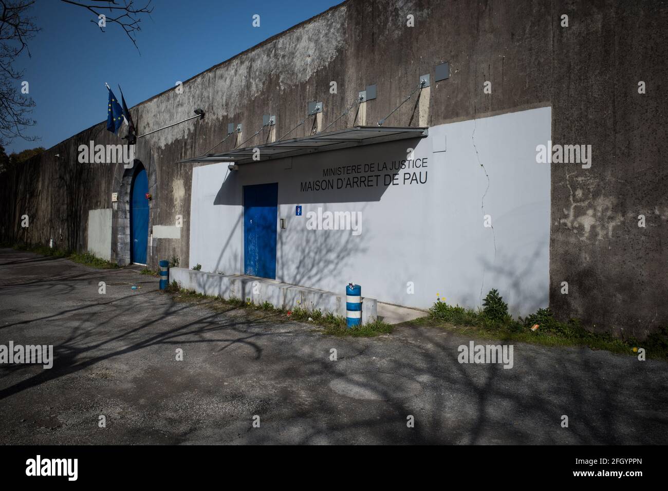 PRISON BUILDING - PAU PYRÉNÉES ATLANTIQUE AQUITAINE FRANCE © F.BEAUMONT ...