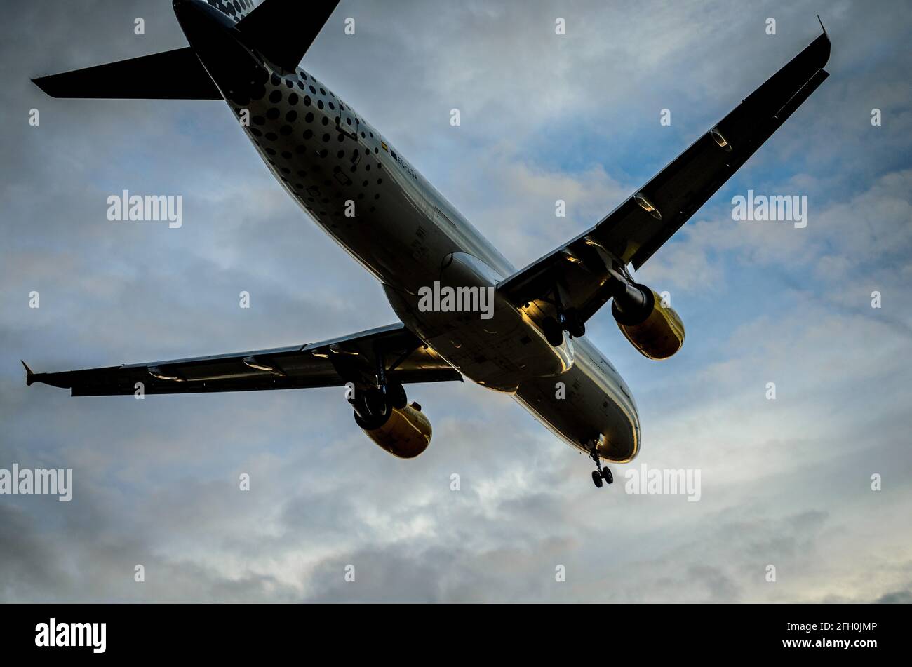 Low angle shot plane hi-res stock photography and images - Alamy