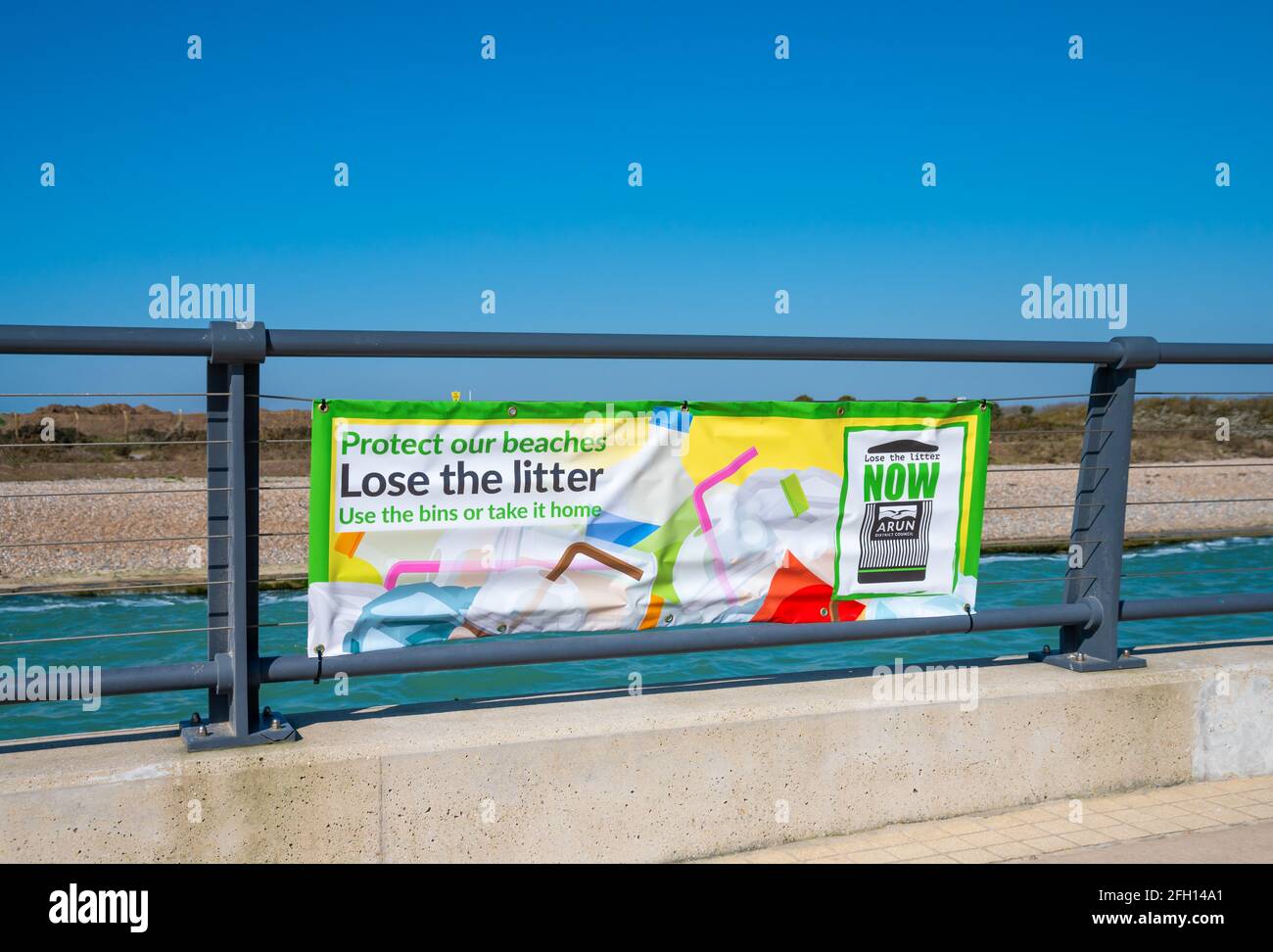 Protect our beaches, lose the litter sign to encourage people to throw ...