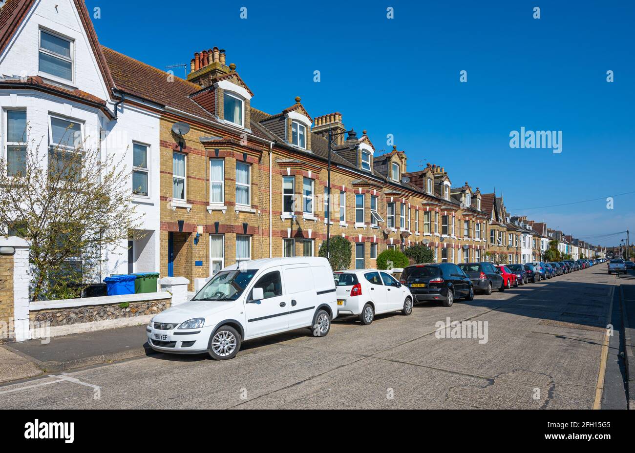 Street without cars hi-res stock photography and images - Alamy