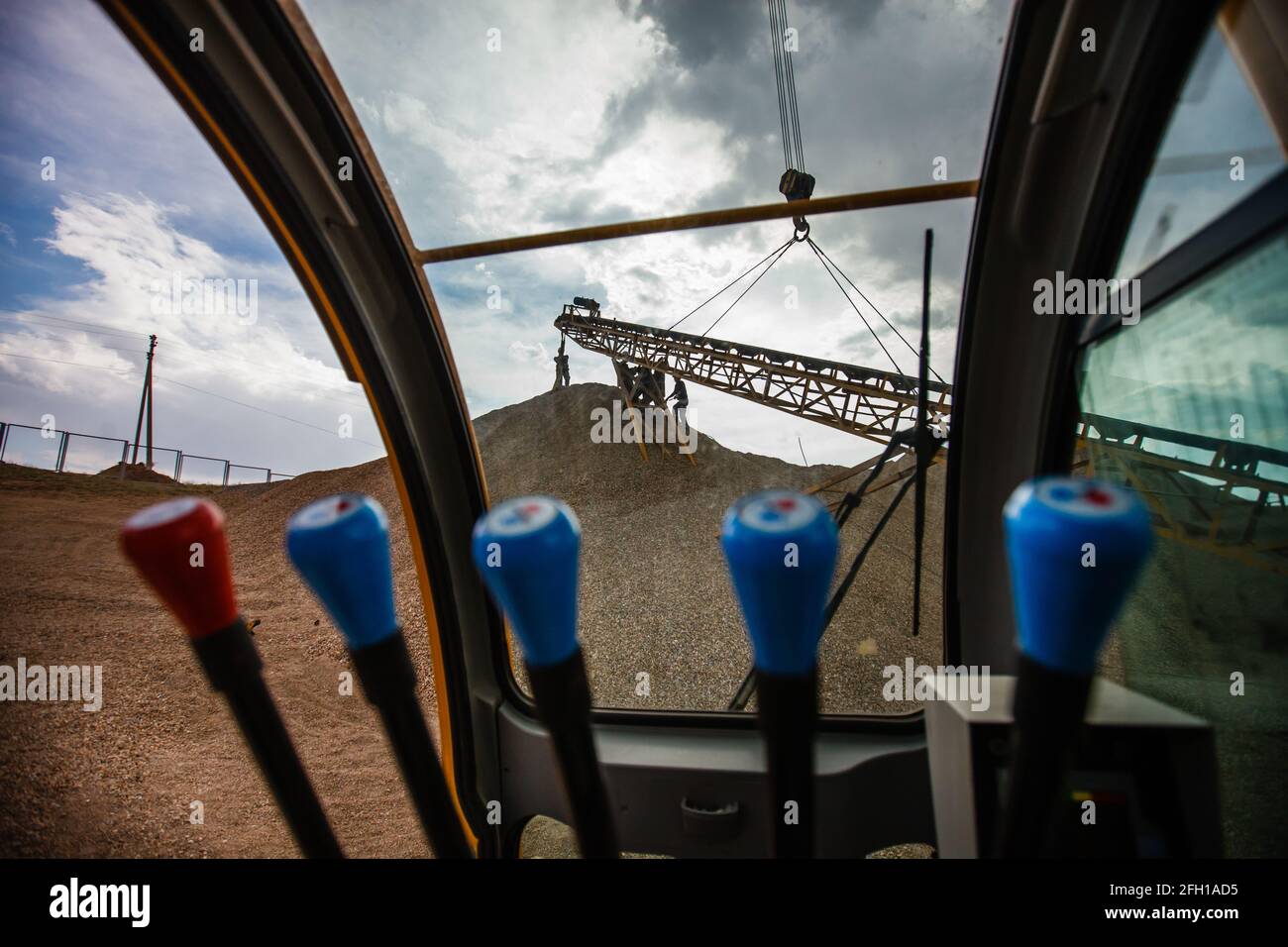 Mining and processing plant Altynalmas. Extraction of gold ore ...