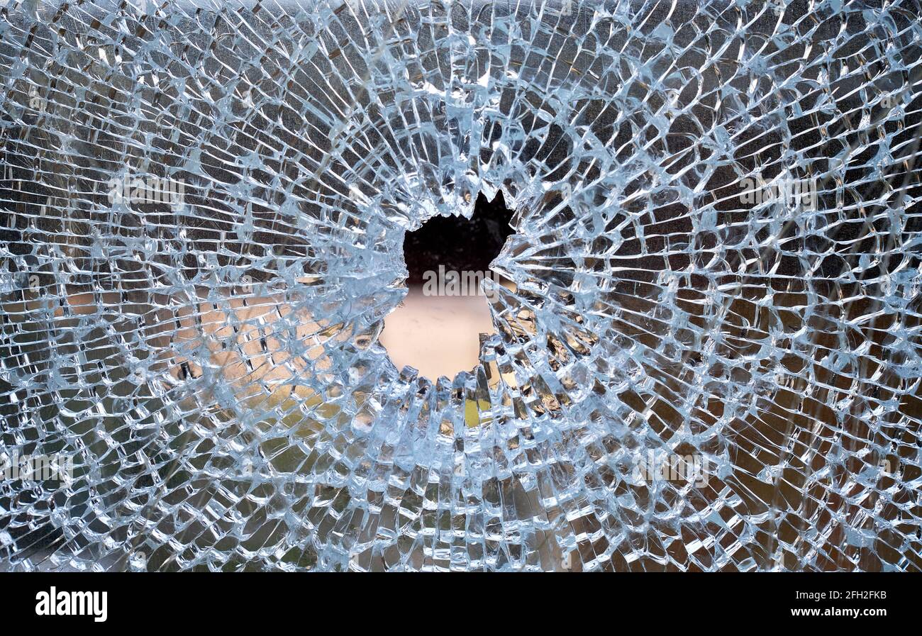Broken glass patterns hi-res stock photography and images - Alamy