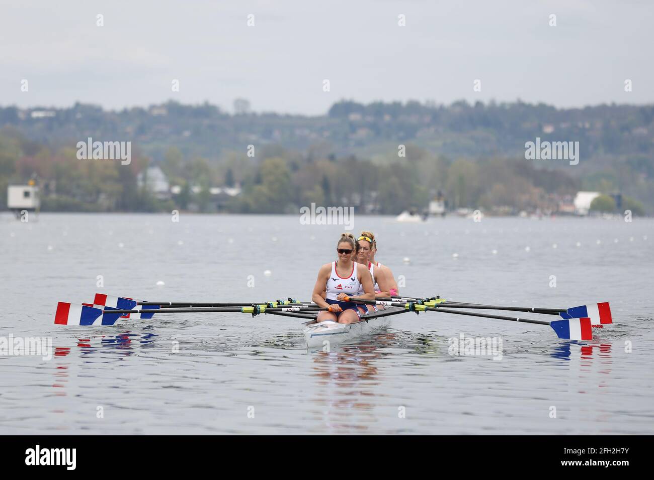 Violaine Aernoudts, Camille Juillet, Elodie Ravera-Scaramozzino and ...