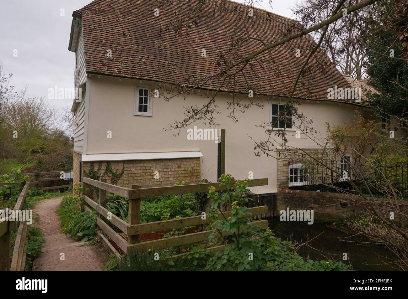 Cambridgeshire countryside spring hi-res stock photography and images ...
