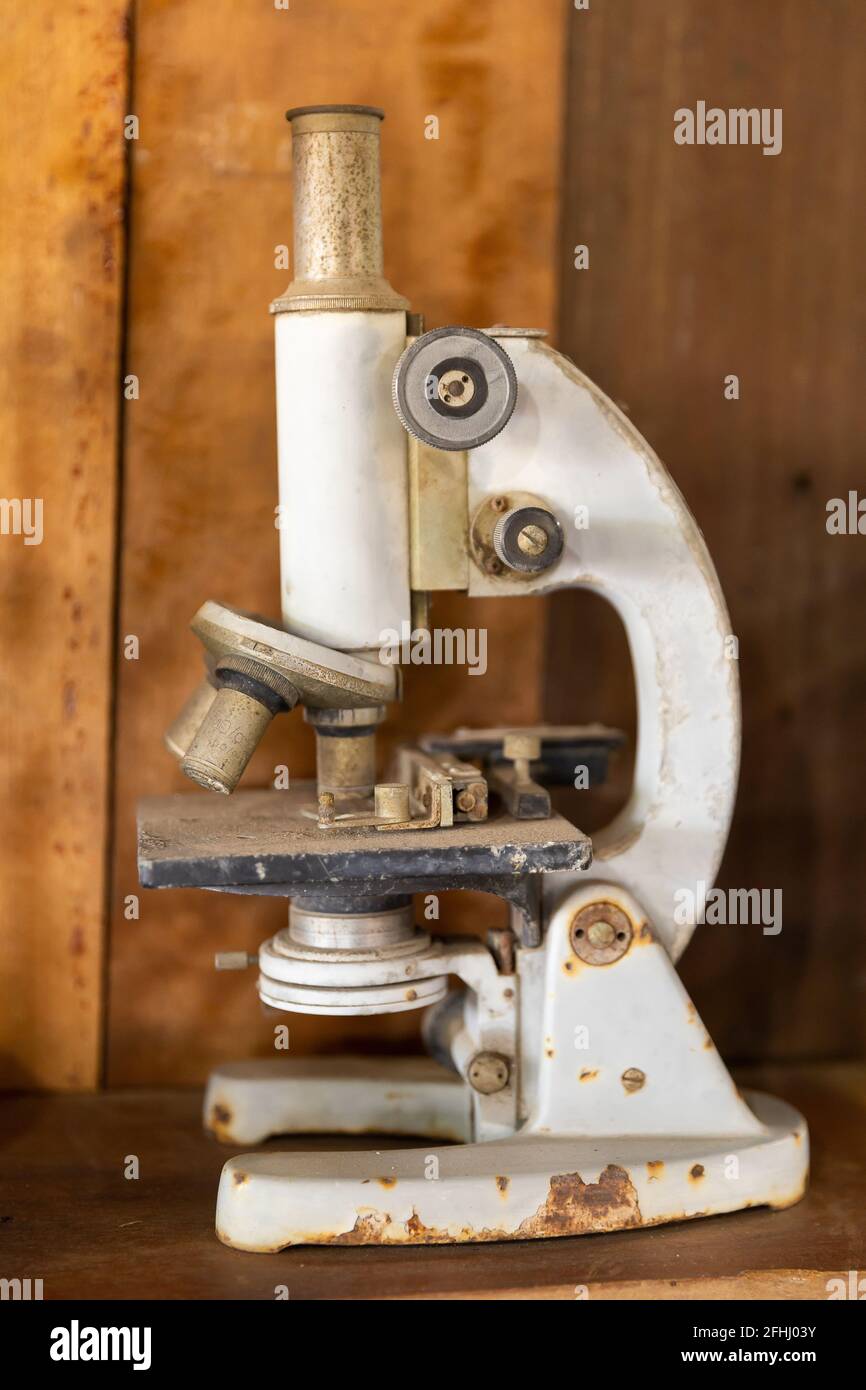 Old scientific microscope hi-res stock photography and images - Alamy