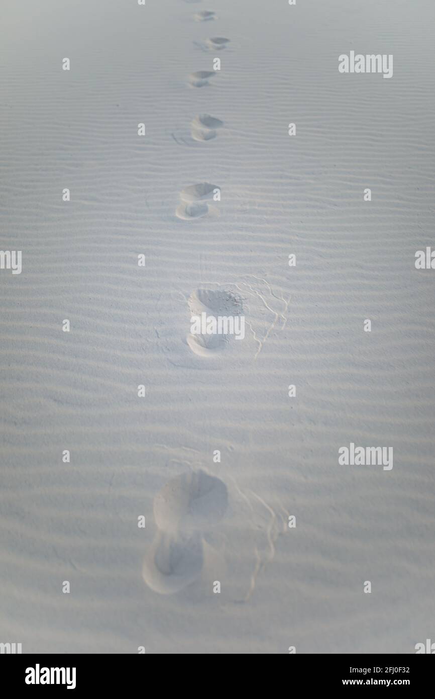 crystal white clear sand on sandy ocean beach Stock Photo - Alamy