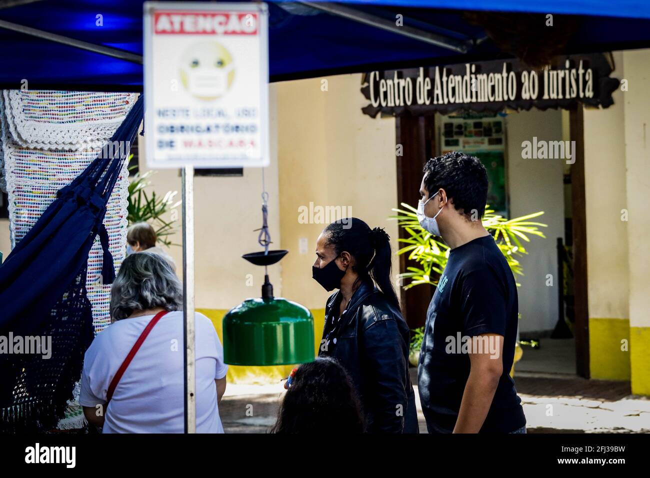 Embu, Brazil. 25th Apr, 2021. The tourist city of Embu das Artes, or ...