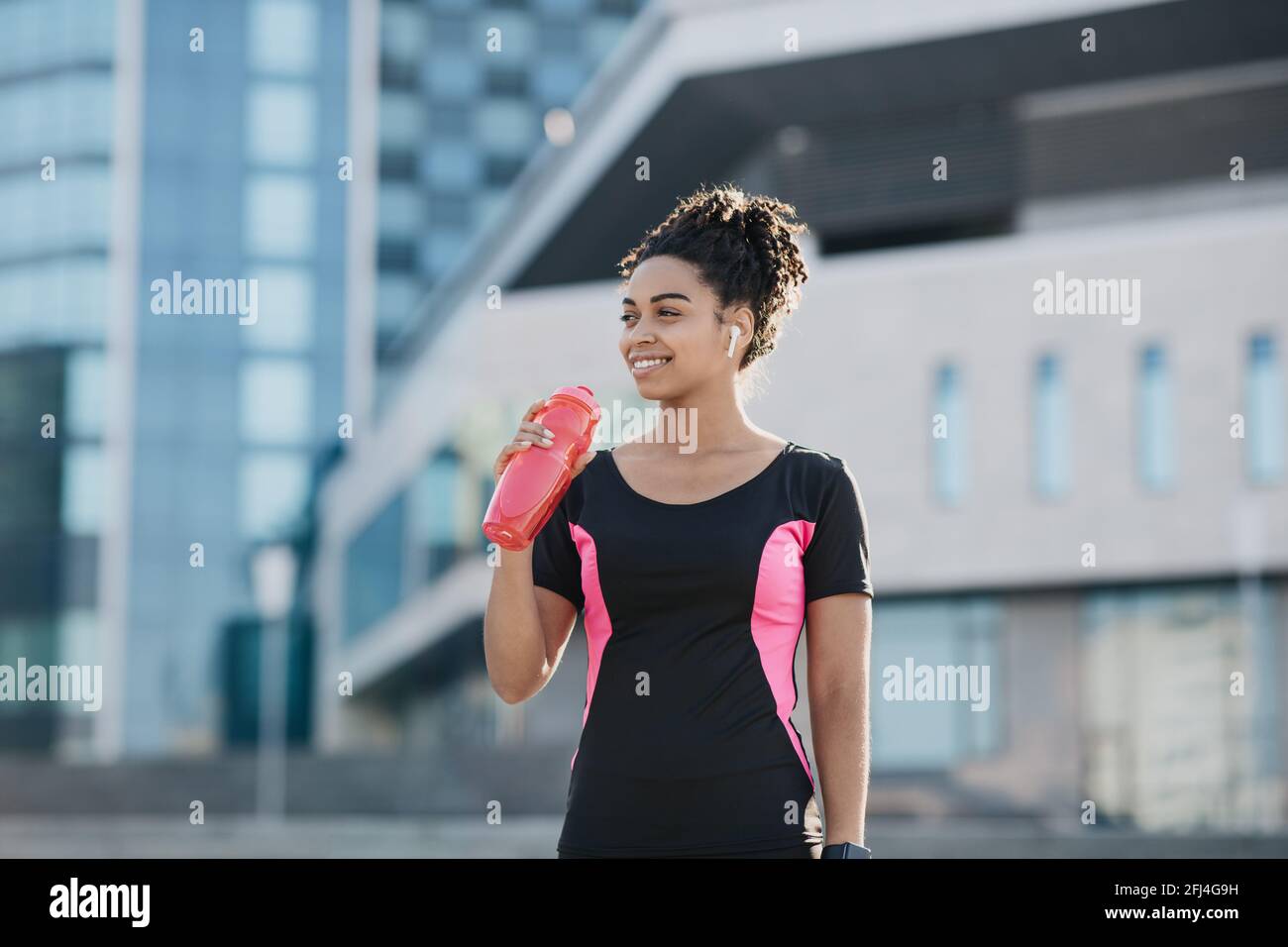 Emotions outdoor hi-res stock photography and images - Alamy