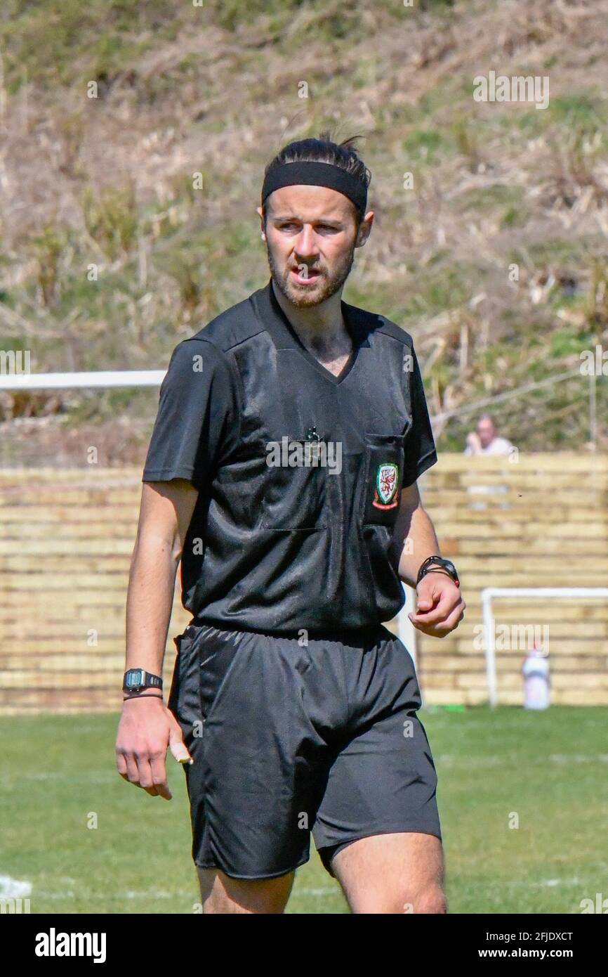 The old welfare ground briton ferry hi-res stock photography and images ...