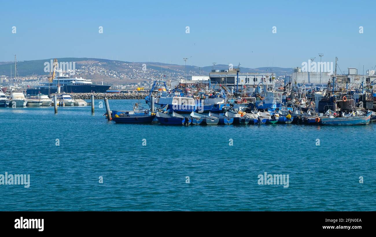 Fishing boat atlantic ocean tangier hi-res stock photography and images ...