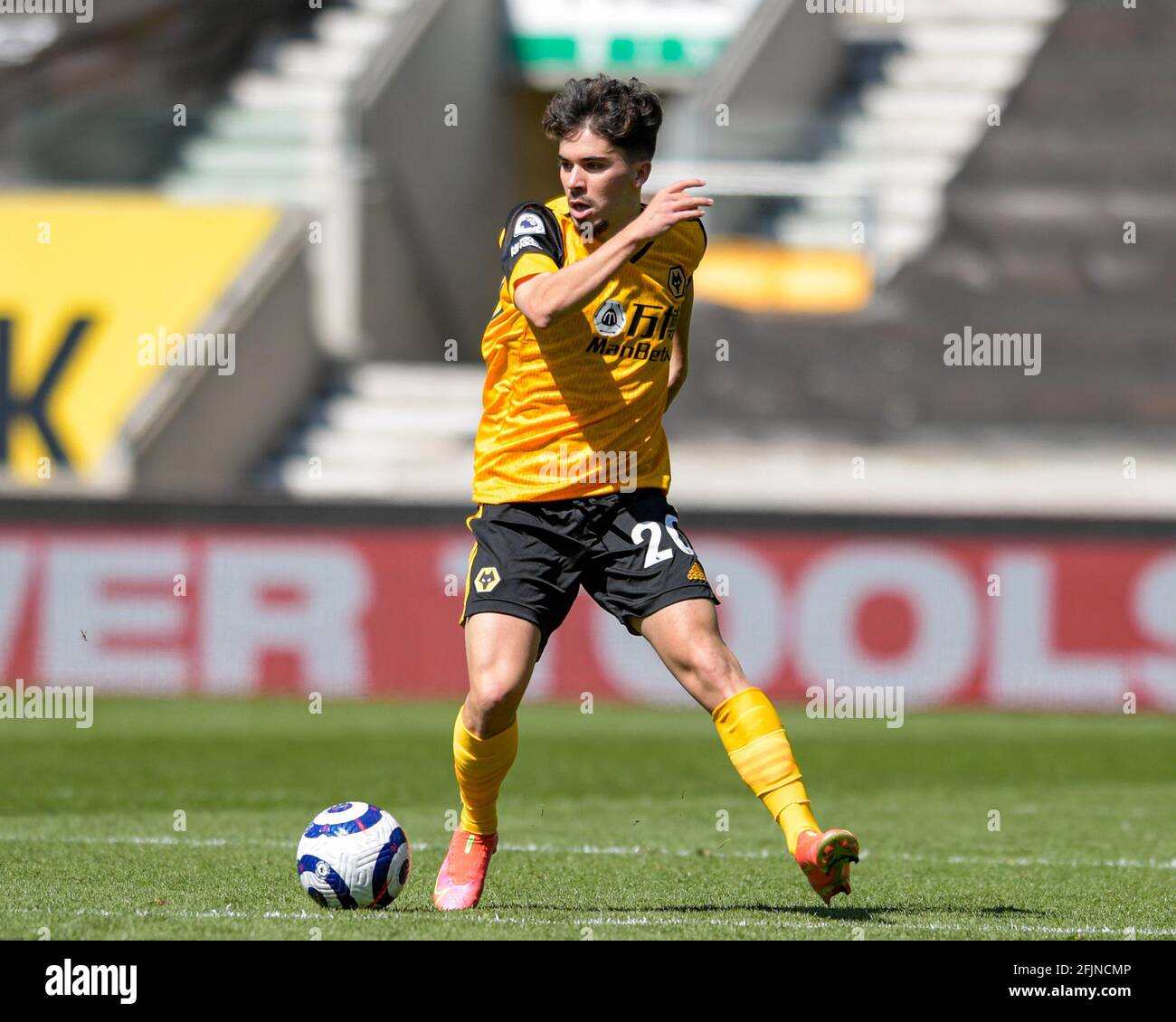 Wolverhampton wanderers vitinha hi-res stock photography and images - Alamy