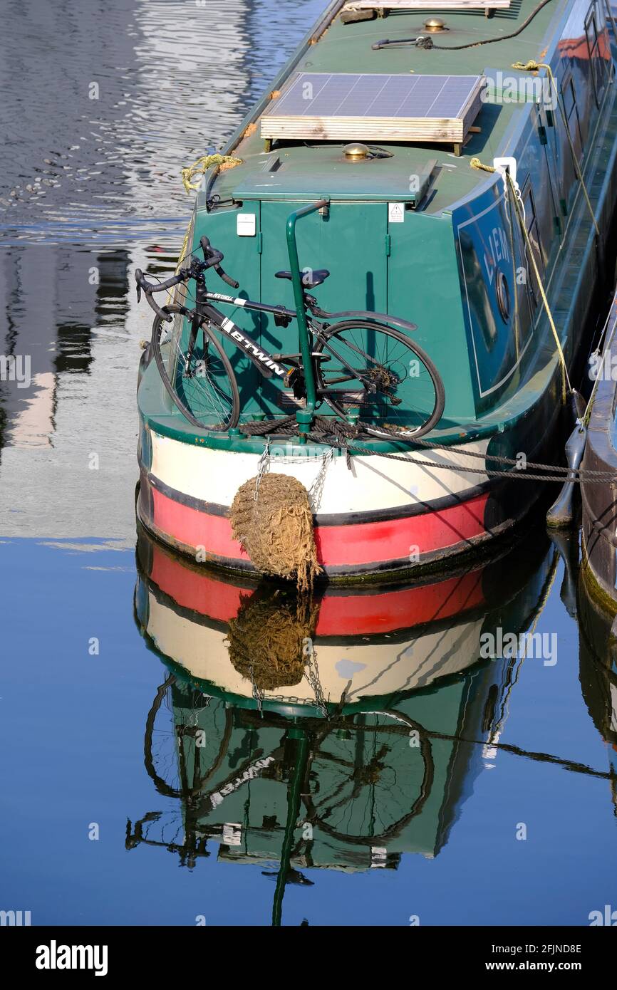 Canal Walk, N1, London, United Kingdom Stock Photo - Alamy