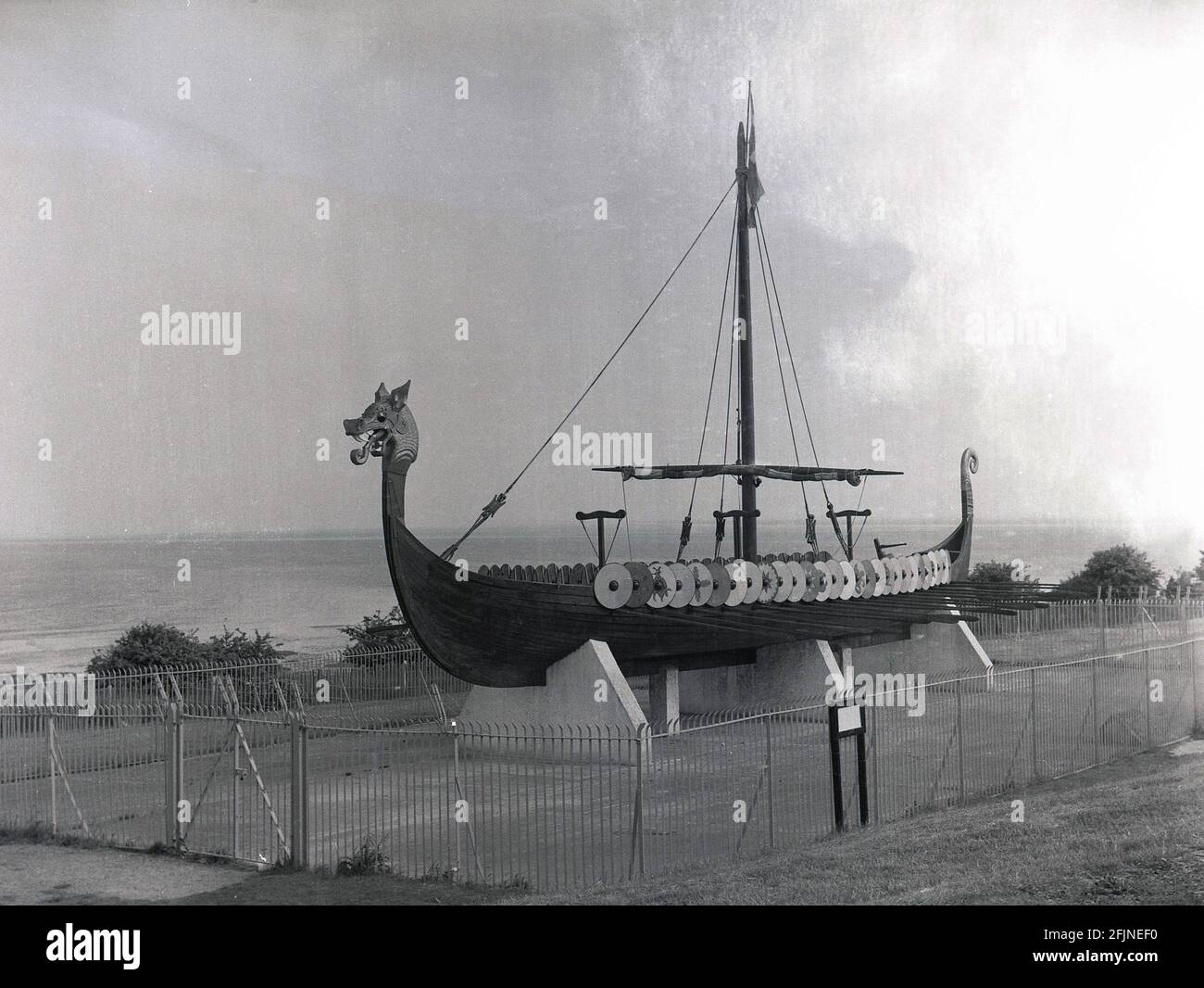 Viking longboat hugin hi-res stock photography and images - Alamy