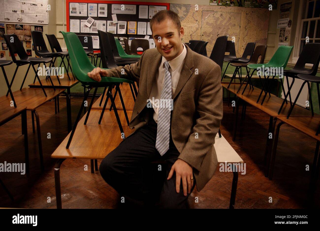 PETER NORTHCROFT TEACHING AT WATFORD GRAMMER SCHOOL FOR BOYS.14/11/03 ...