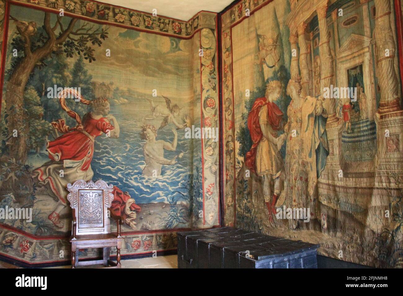 Hardwick hall interior hi-res stock photography and images - Alamy