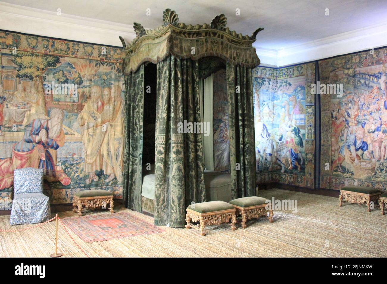 Hardwick hall interior hi-res stock photography and images - Alamy