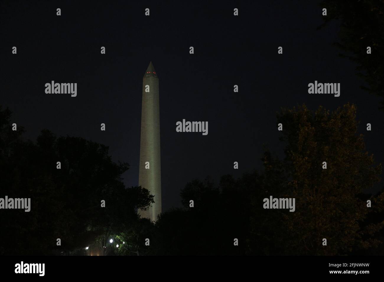 Washington DC, USA 2.09.2020 - aircraft warning light on Washington ...