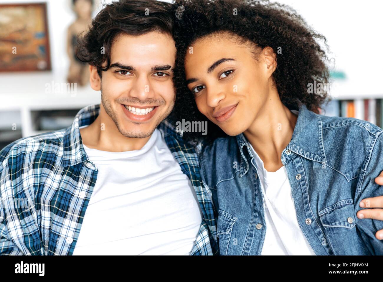 Black hispanic woman friends hi-res stock photography and images - Alamy