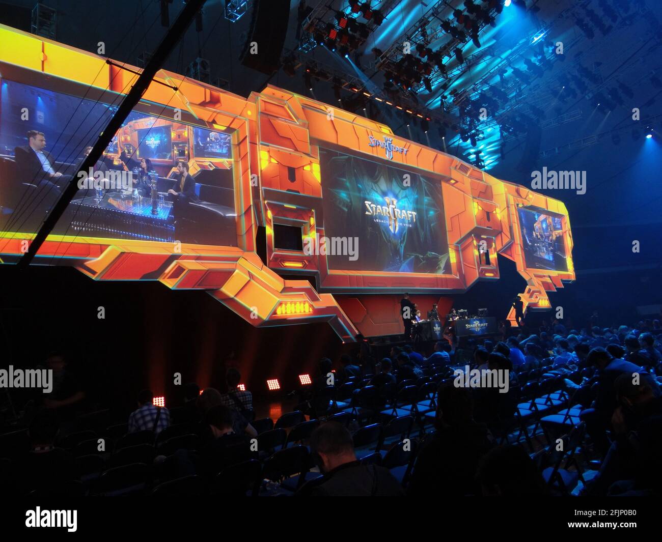 Starcraft video game hi-res stock photography and images - Alamy