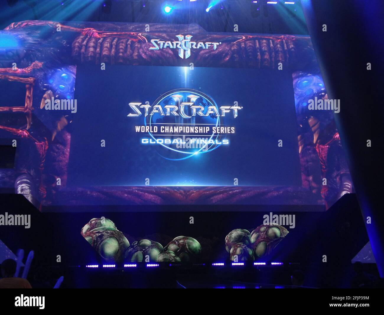 Starcraft video game world hi-res stock photography and images - Alamy