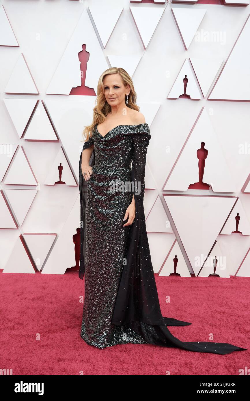 Los Angeles, USA. 25th Apr, 2021. Marlee Matlin arrives on the red ...
